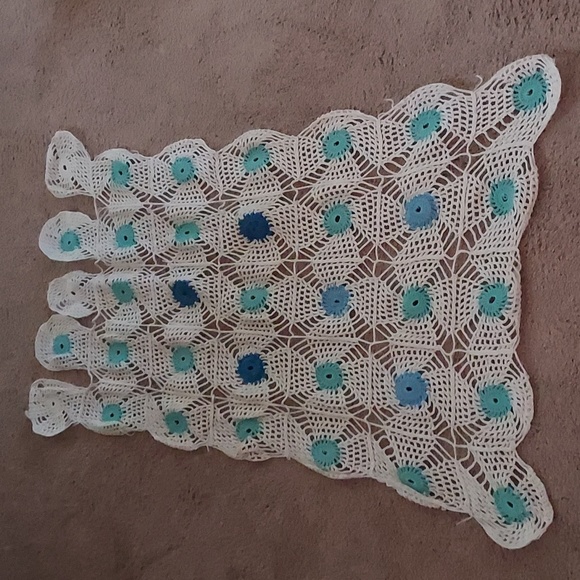 Vintage Handmade Crochet Table Runner | Accents | Vintage Crochet Table ...